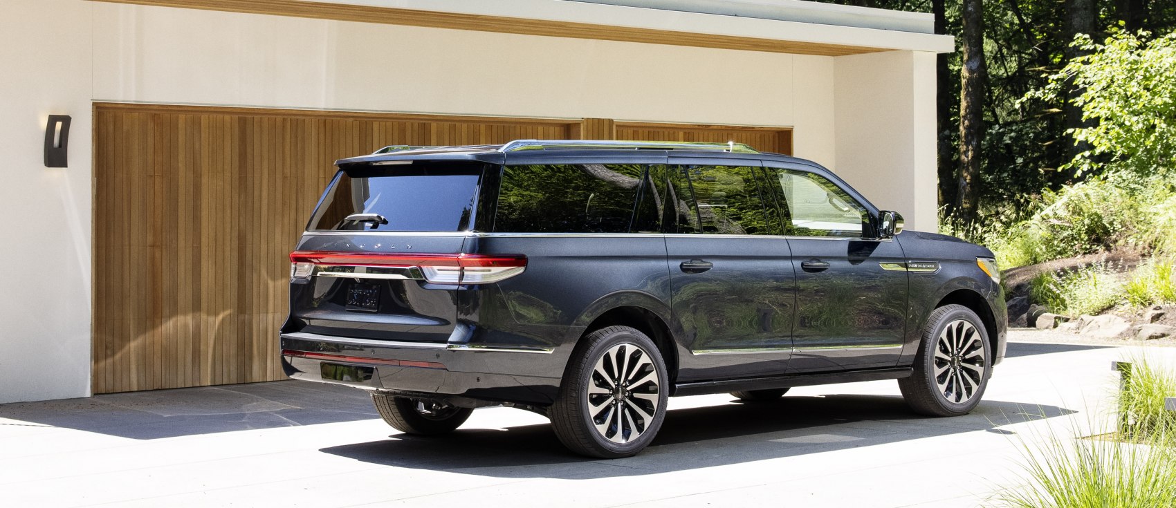 Lincoln Navigator IV (facelift 2021) LWB 3.5 V6 (440 Hp) 4x4 SelectShift